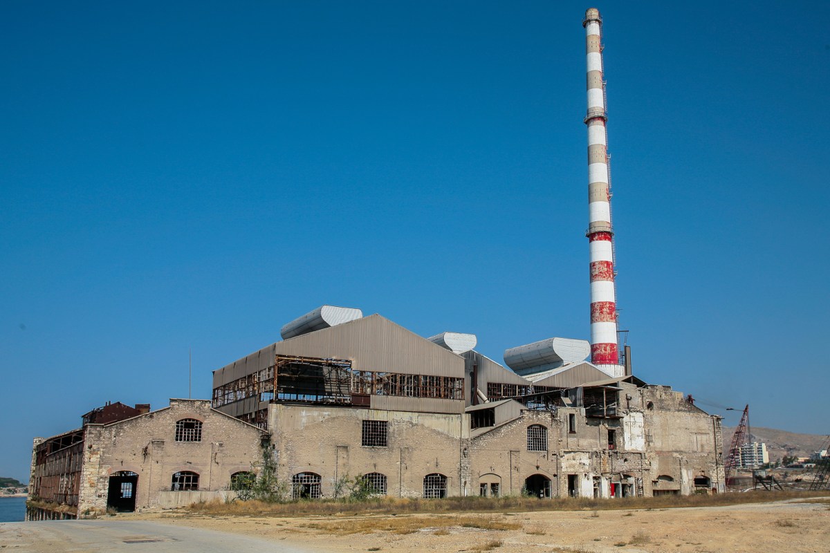 Drapetsona Fertilizer Factory in Greece – Patroklos Stellakis